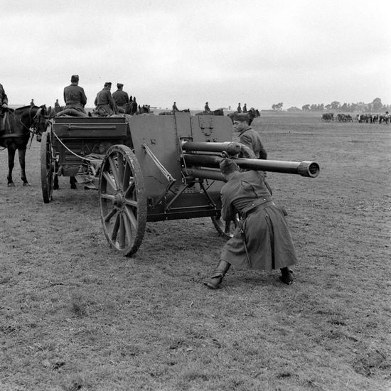 Argentine Soldiers Checking Weapon Argentina 1941 Editorial Stock Photo ...