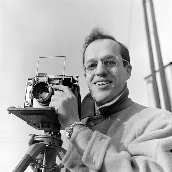 Life Photographer David Scherman Using Camera Editorial Stock Photo ...