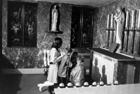 Family Soledad State Prison Inmate Praying Editorial Stock Photo ...