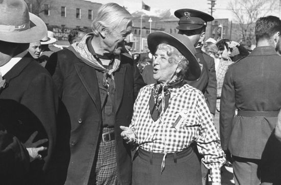 Actor Hobart Bosworth 2l Talking Actress Editorial Stock Photo - Stock ...