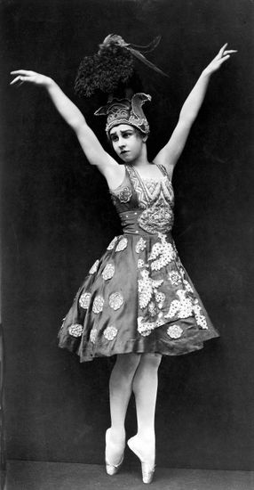 Ballerina Lydia Lopokova Posing Costume Ballet Editorial Stock Photo ...