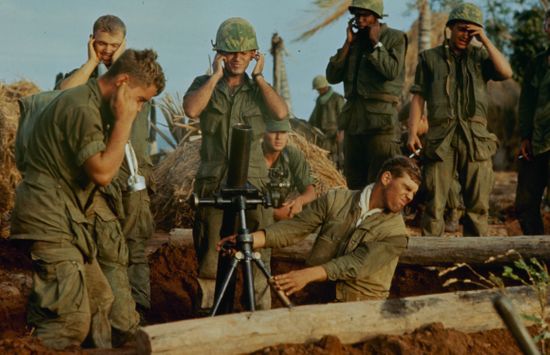 Soldiers Checking Weapon Delta Air Lines Editorial Stock Photo - Stock ...
