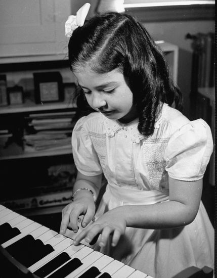 Annette Dionne One Dionne Quintuplets Playing Editorial Stock Photo ...