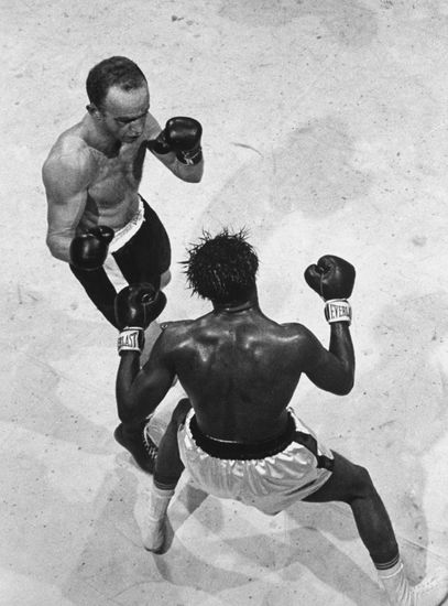 Boxer Chuck Davey L Fighting Boxer Editorial Stock Photo - Stock Image ...