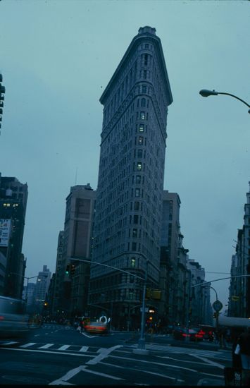 United States Circa 1990 Flatiron Building Editorial Stock Photo ...