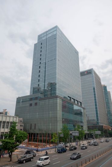 Hybe New Headquarters Building Hybe Front Editorial Stock Photo - Stock ...