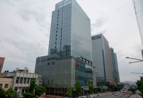 Hybe New Headquarters Building Hybe Front Editorial Stock Photo - Stock ...