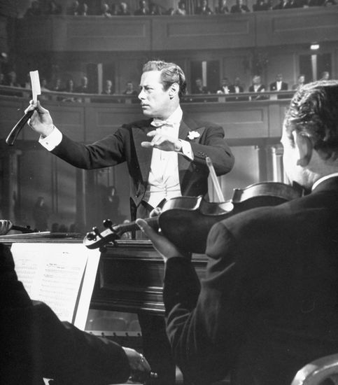 Rex Harrison Conducting Orchestra Scene Unfaithfully Editorial Stock ...