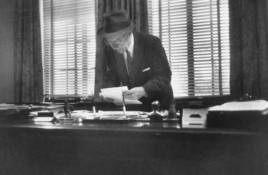Mayor William B Hartsfield Gathering Some Editorial Stock Photo - Stock ...