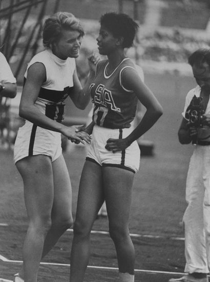 German Runner Jutta Heine L Congratulating Editorial Stock Photo ...