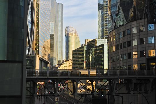 Engie Tower Atmosphere Business District La Editorial Stock Photo ...