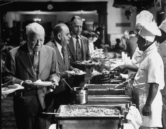 Retired General Augustine Mcintyre Standing Buffet Editorial Stock ...