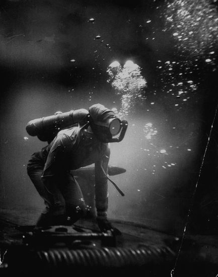 Life Photographer J R Eyerman Covering Editorial Stock Photo - Stock ...