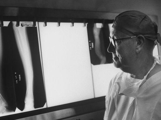 Bone Specialist Dr Harold Sofield Examining Editorial Stock Photo ...