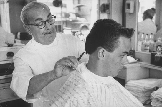 Elvis Presley Fan Getting His Haircut Editorial Stock Photo - Stock ...