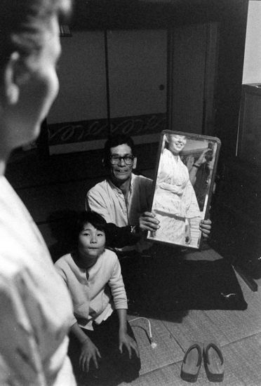 American Exchange Student Fitting Kimono During Editorial Stock Photo ...