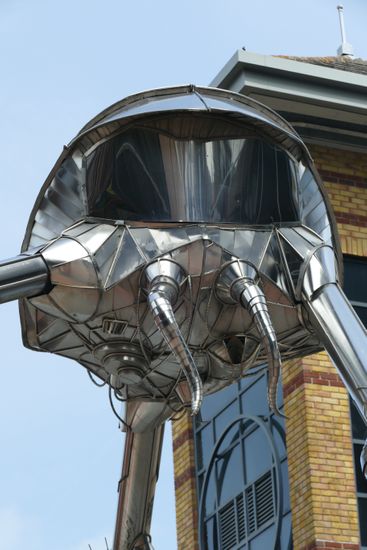Woking Martian Statue By Michael Condon Editorial Stock Photo - Stock ...