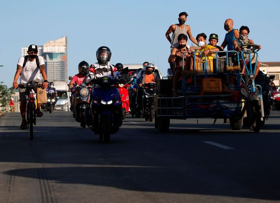 Filipino Motorists Maneuver Along Street Manila Editorial Stock Photo ...