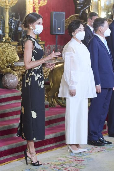 Queen Letizia Kim Jungsook Attends Dinner Editorial Stock Photo - Stock ...