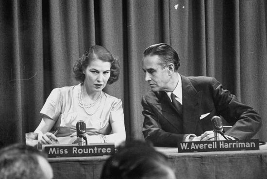 Martha Rountree L Listening Discussion Guest Editorial Stock Photo ...