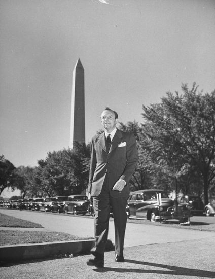 Charles Luckman Walking On Mall Front Editorial Stock Photo - Stock ...