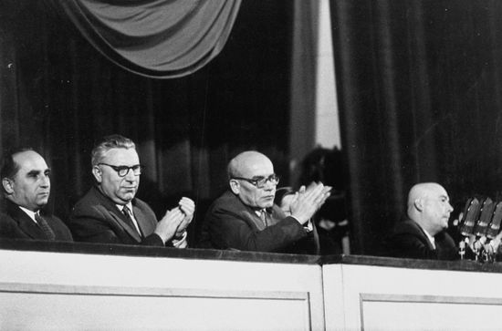 Edward Ochab 2l Applauding Wladyslaw Gomulka Editorial Stock Photo ...