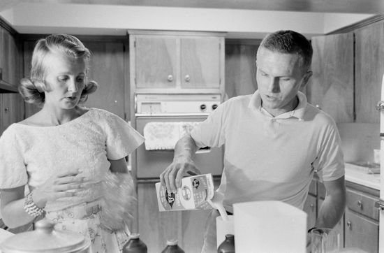 Astronaut Frank Frederick Borman Ii Wife Editorial Stock Photo - Stock ...