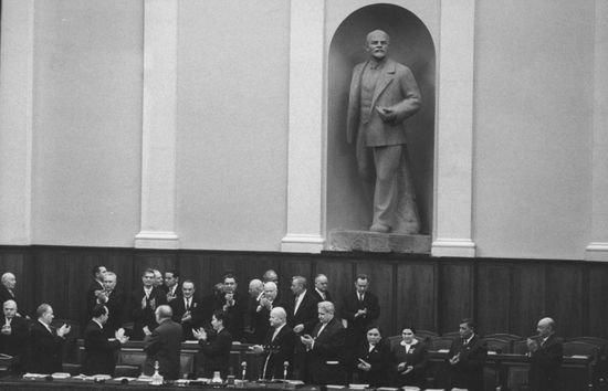 Statue Nikolai Lenin Facing Supreme Soviet Editorial Stock Photo ...
