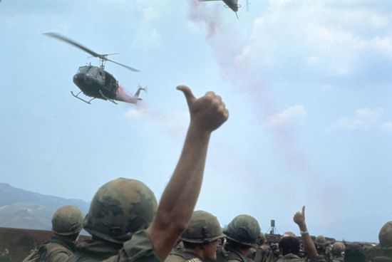 Us Army Soldiers Give Thumbsup Signal Editorial Stock Photo - Stock ...