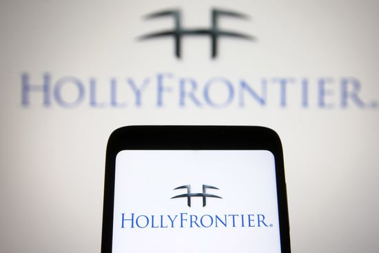 This Photo Illustration Hollyfrontier Corporation Logo Editorial Stock ...