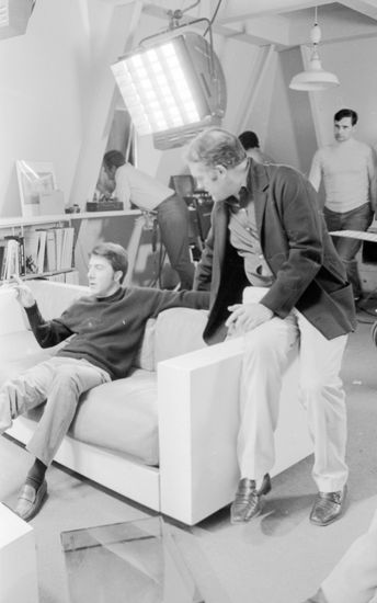 Actor Dustin Hoffman Sitting On Couch Editorial Stock Photo - Stock ...