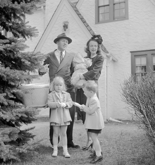 Picture Marjorie Mcweeney Standing Her Husband Editorial Stock Photo ...