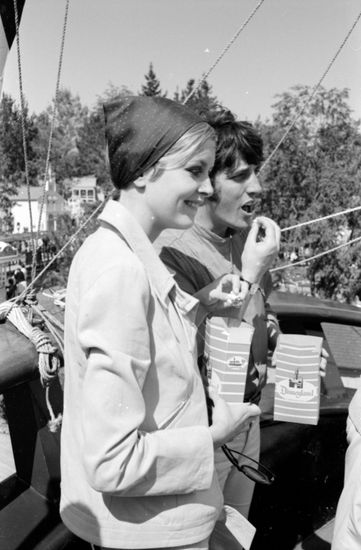 English Model Actress Twiggy Having Snacks Editorial Stock Photo ...