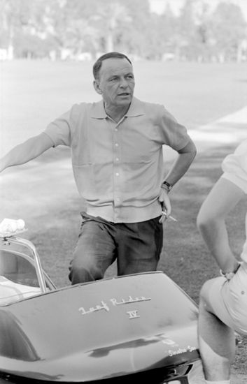 Singer Frank Sinatra Holding Cigarette Standing Editorial Stock Photo ...
