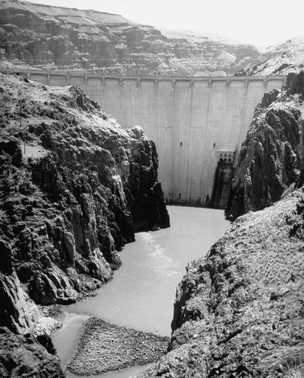 Aerial View Owyhee Reservoir On Owyhee Editorial Stock Photo - Stock ...