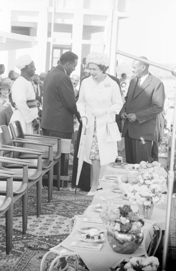Queen Elizabeth Ii President Dr Tigani Editorial Stock Photo - Stock ...