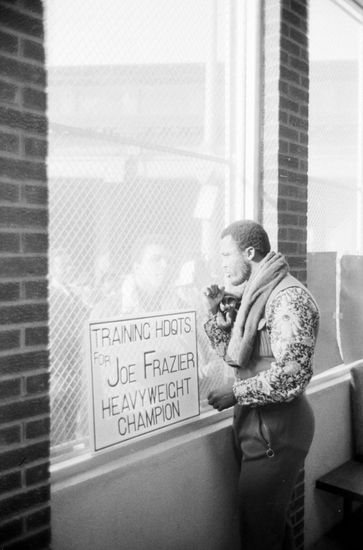 Professional Boxer Muhammad Ali Taunting His Editorial Stock Photo ...
