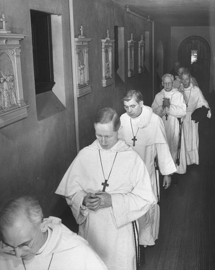 Men Walking Down Episcopal Monastery Poughkeepsie Editorial Stock Photo ...