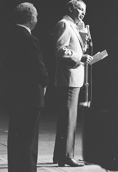 Singer Frank Sinatra Standing Unidentified Person Editorial Stock Photo ...