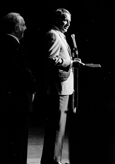 Singer Frank Sinatra Standing Unidentified Person Editorial Stock Photo ...
