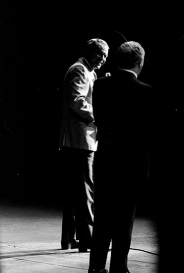 Singer Frank Sinatra Standing Unidentified Person Editorial Stock Photo ...