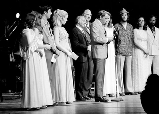 Singer Frank Sinatra Group People Standing Editorial Stock Photo ...