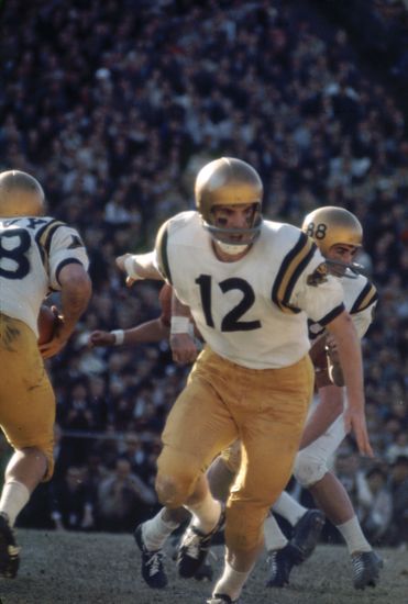 American College Football Player Roger Staubach Editorial Stock Photo ...