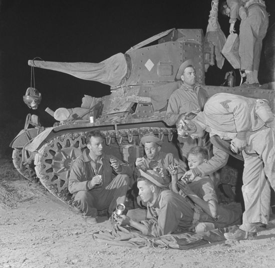 Tank Crews Eating Rations During Training Editorial Stock Photo - Stock ...
