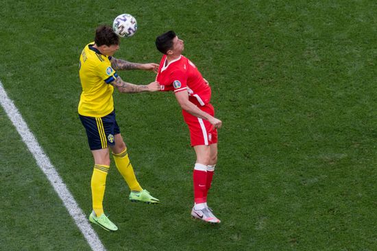 Victor Lindelof Swe Fights Ball Robert Editorial Stock Photo - Stock ...