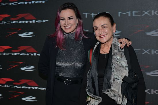 Singer Maria Jose Poses Photos Her - Foto de stock de contenido ...