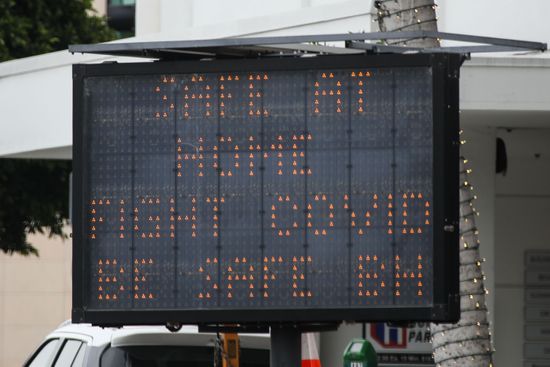 Caltrans Changeable Message Sign Cms Warns Editorial Stock Photo ...
