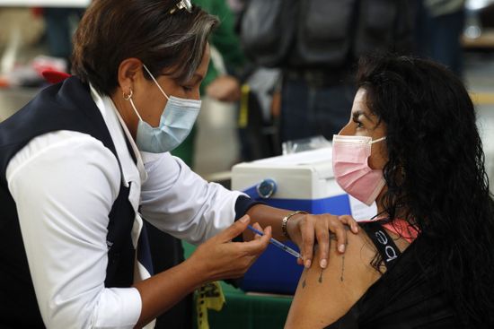Woman Receives Astrazeneca Dose Inside Vasconcelos Editorial Stock ...