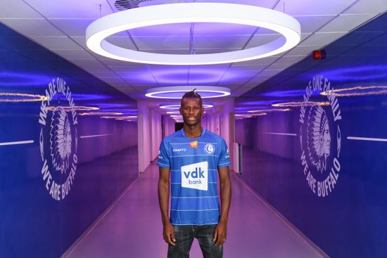 Vakoun Issouf Bayo Poses Photographer After Editorial Stock Photo ...