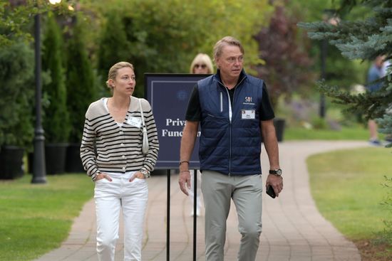 Elizabeth Sharp Wes Edens Editorial Stock Photo - Stock Image ...